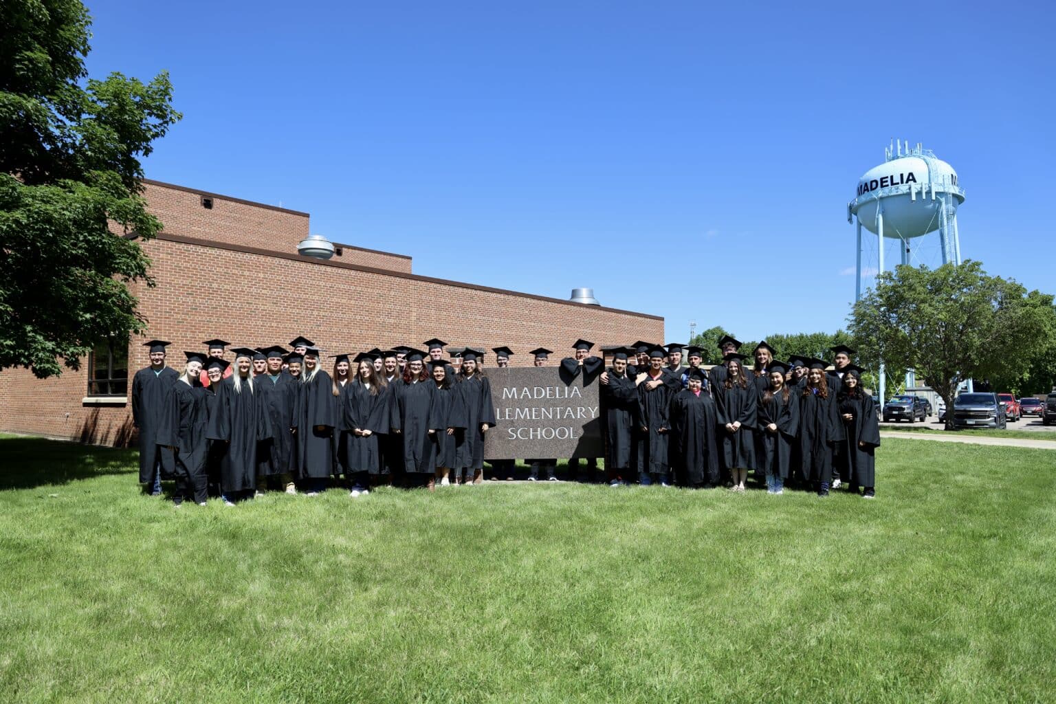 Madelia Public Schools - Independent School District 837